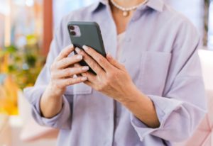 ゲオでiPhoneは実際いくらで売れる？機種別の買取価格表&ゲオ以外の高く売れる買取店 | エキサイト買取